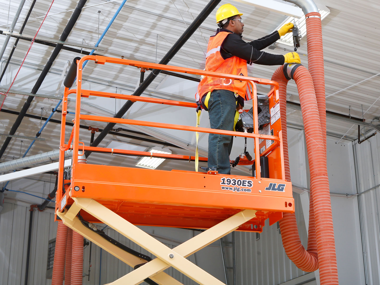 Articulating Boom Lifts | Lift Equipment Australia | AMSales
