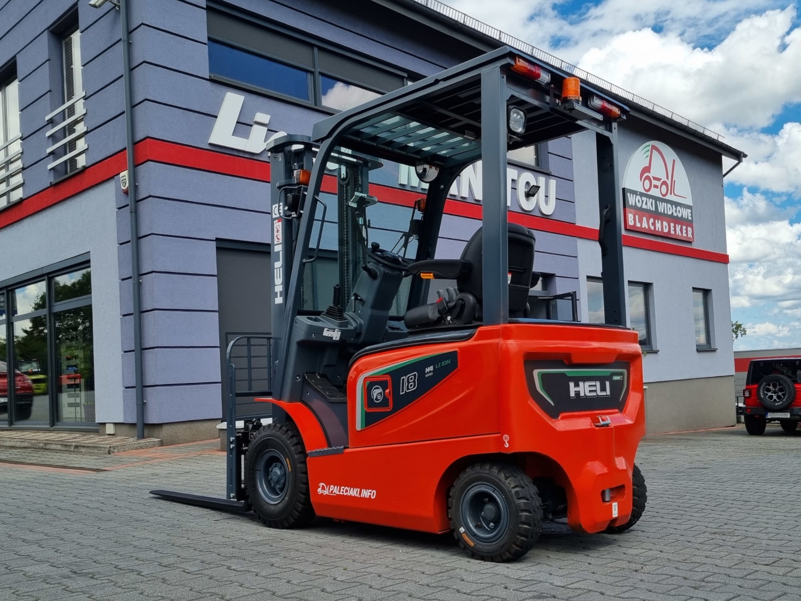 HELI CPD18-A7LIH4-S – 1.8T 4 Wheel Electric Forklift 3 Stage 4.8m Mast ...